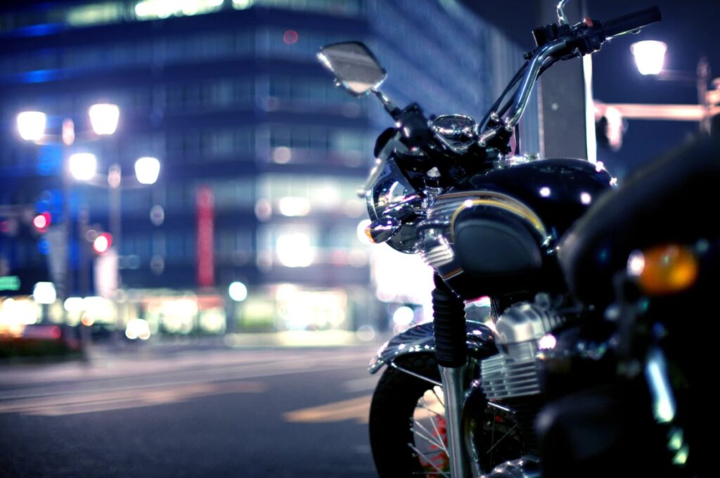 5 Defensive Driving Tips For Motorcycle Riders - 2024 Guide ...