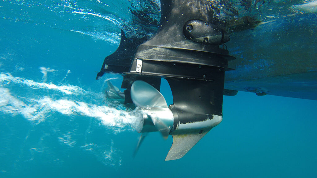 4 Common Boat Problems and How to Solve Them - 2024 Guide ...