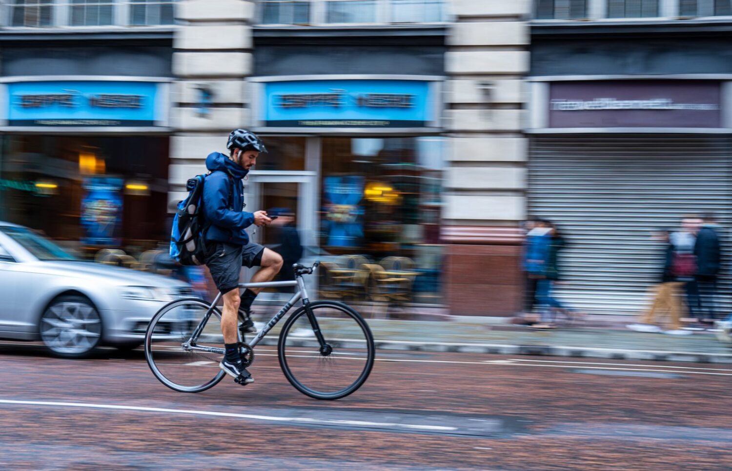 Tips for Drivers: Sharing the Road with Pedestrians & Cyclists ...